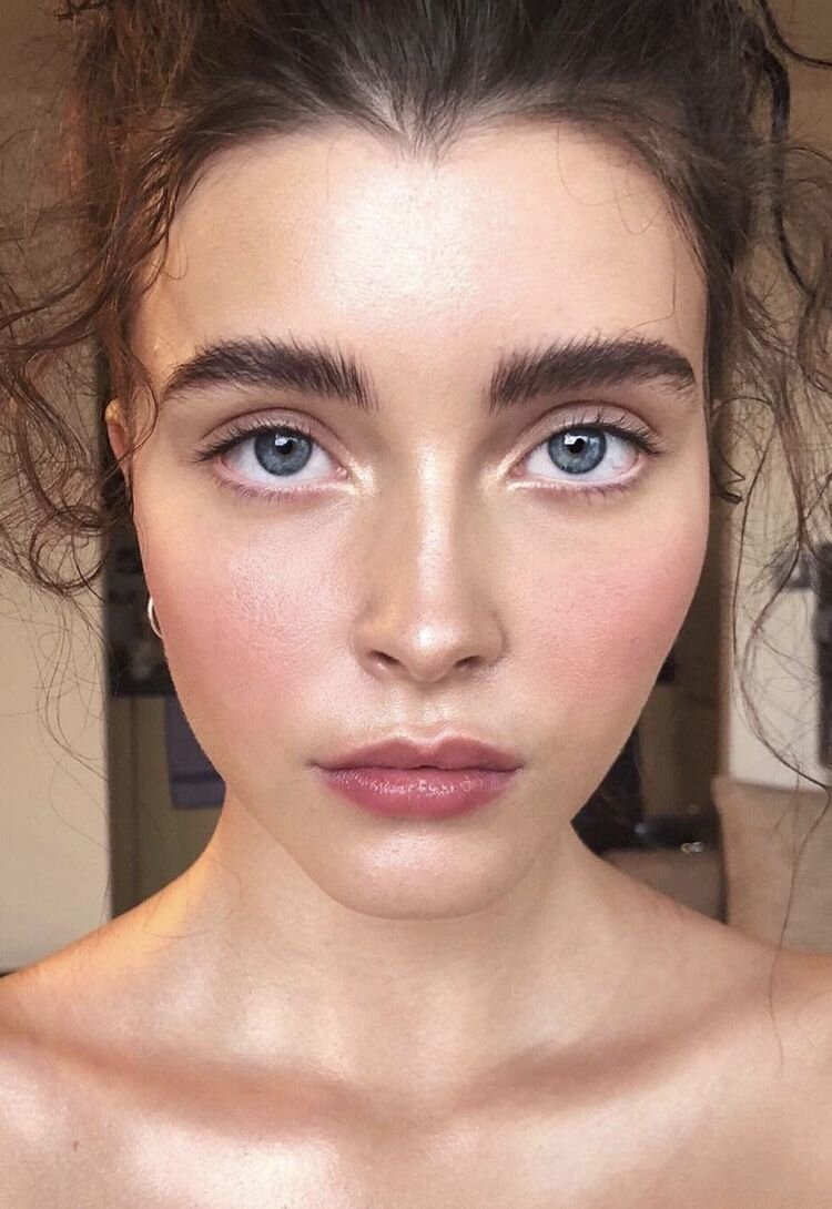 How to Look Cute Without Mascara? - Makeup Analysis