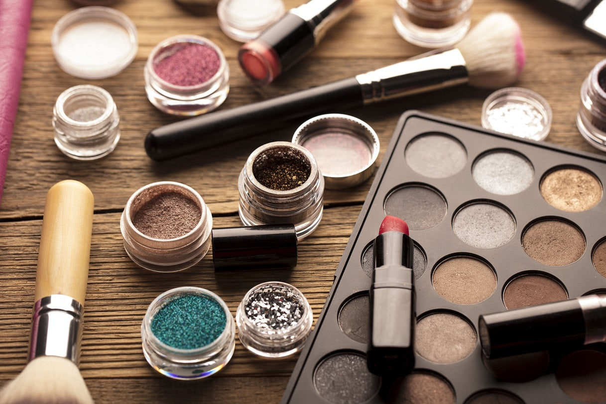 Which Nanomaterials are Used in Cosmetics? - Makeup Analysis